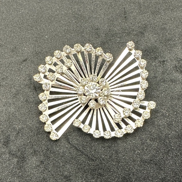 Coro | Jewelry | Coro Silver And Crystal Fan Brooch | Poshmark